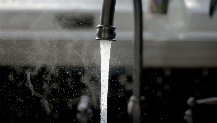 Tema 18 Skoon Water | Raising brightness
