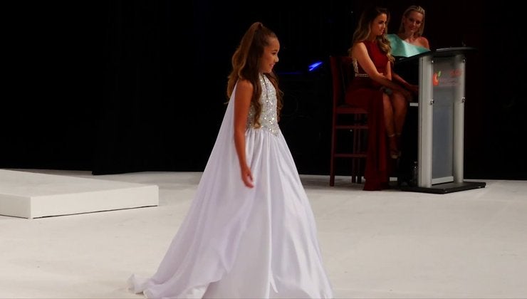 Ayva Yoeub - Princess - Evening Gown at 2019 IJM | Pageants Live