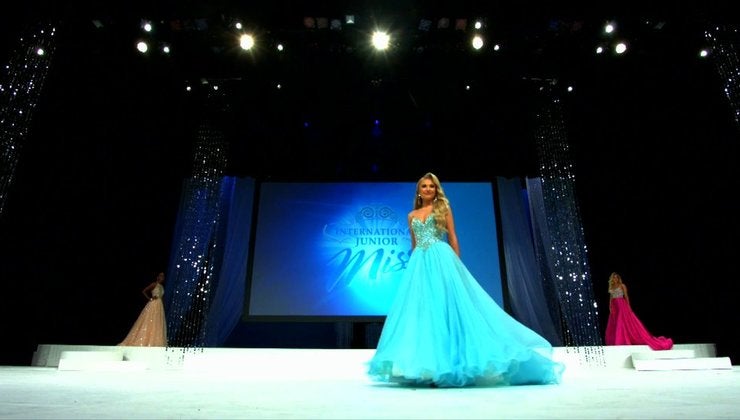 Rachel Evren - Evening Gown at 2019 IJM | Pageants Live