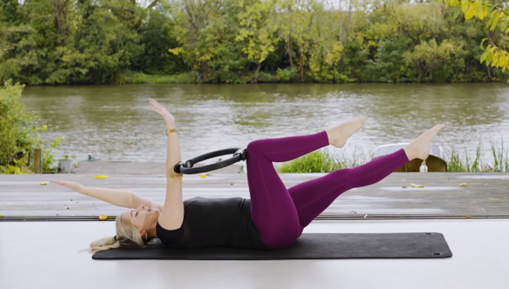 Advanced Pilates Class 3 abs and glutes with a Pilates ring | Complete ...