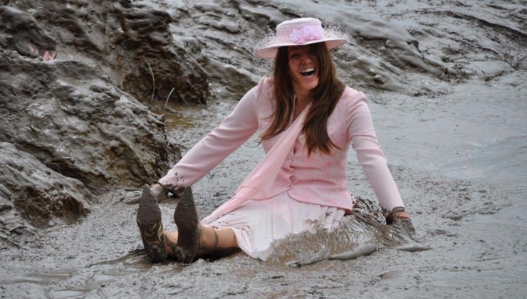 Lady Ali In Mud | MostWam