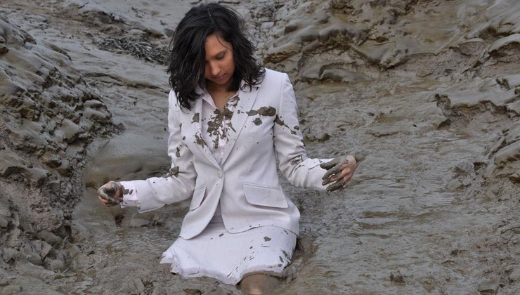 Shell's Pink Suit Ruined | MostWam