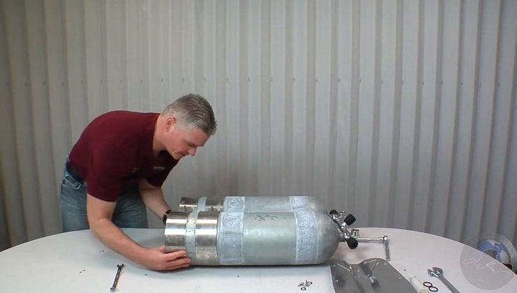 How to Break Down Doubles: Tank Disassembly Guide