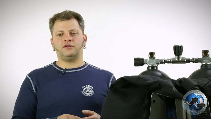 Master Double Tank Regulator Configuration for Safe Diving