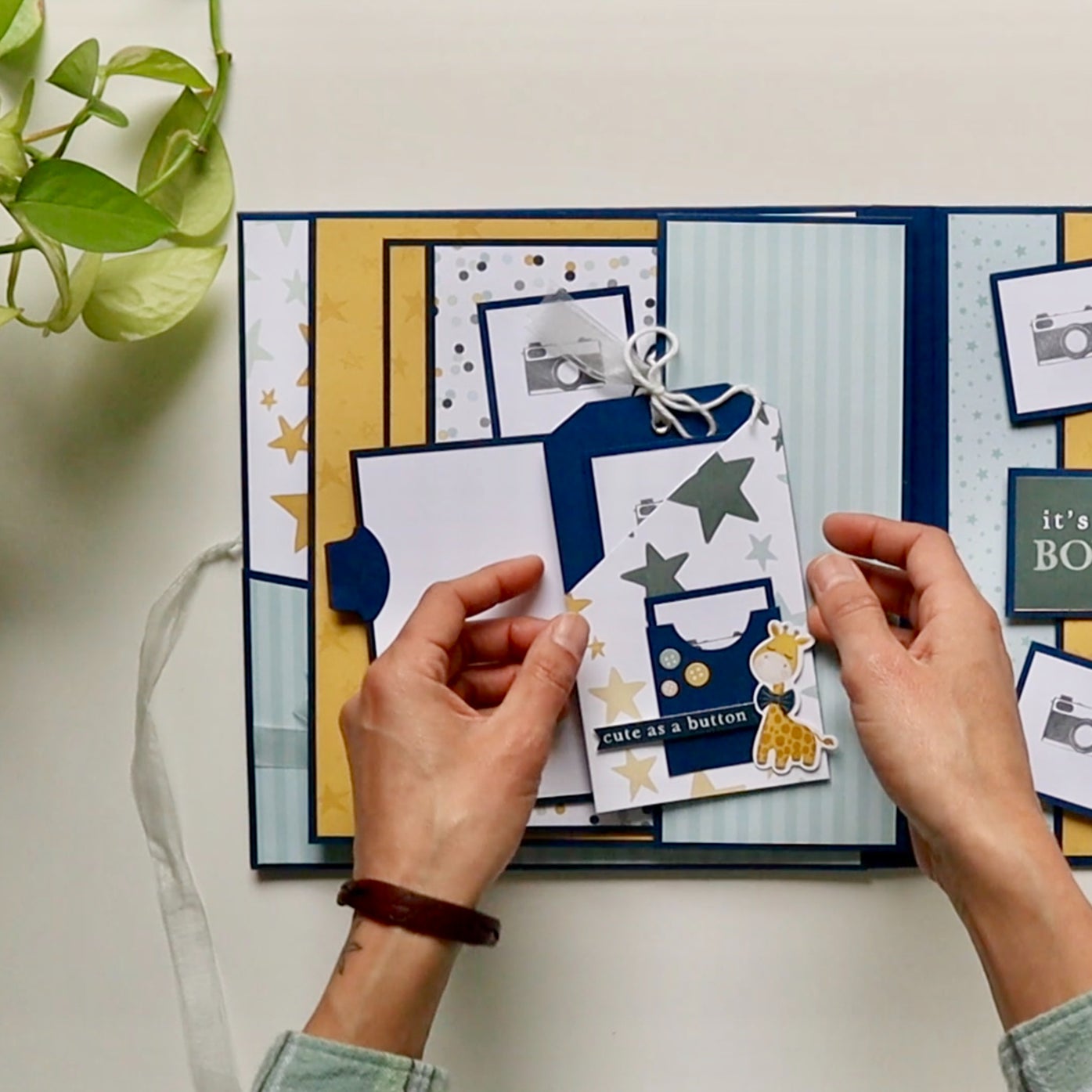 Mini Album Scrapbook Tutorial Classes Start to Finish