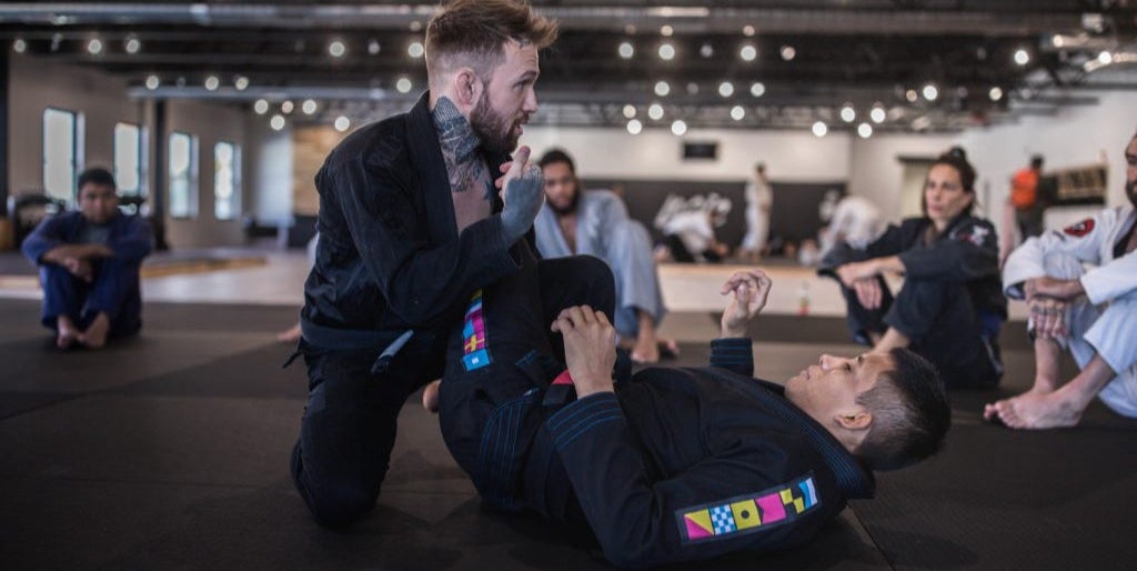 Best Online Jiu Jitsu Courses And Lessons From World Champion