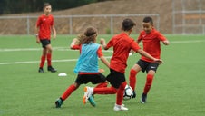 Bambini: 5 tolle Übungen für dein Kinderfußball-Training