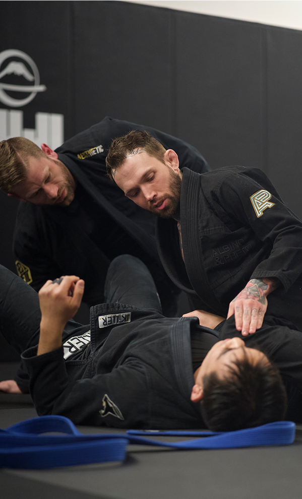 Best Online Jiu Jitsu Courses And Lessons From World Champion