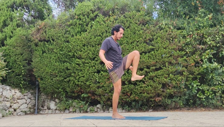 Online yoga classes | Yoga with Alex and Tatiana