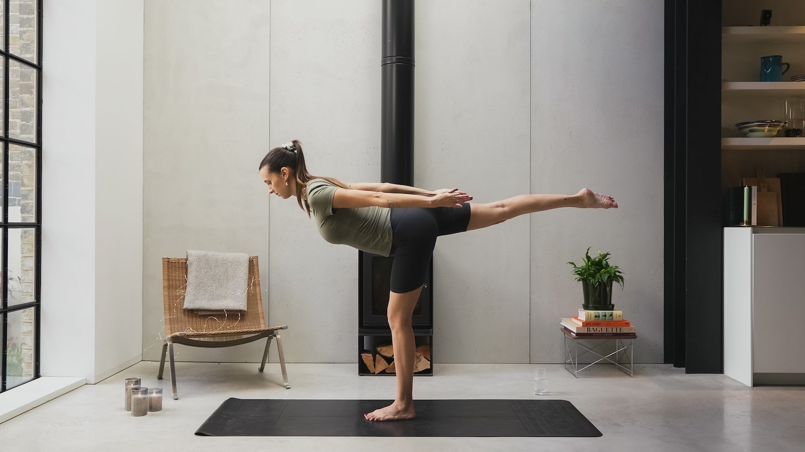 Day 10 Balance & Lengthen (24 Days of Pilates 3.0) #193 | Lottie Murphy ...