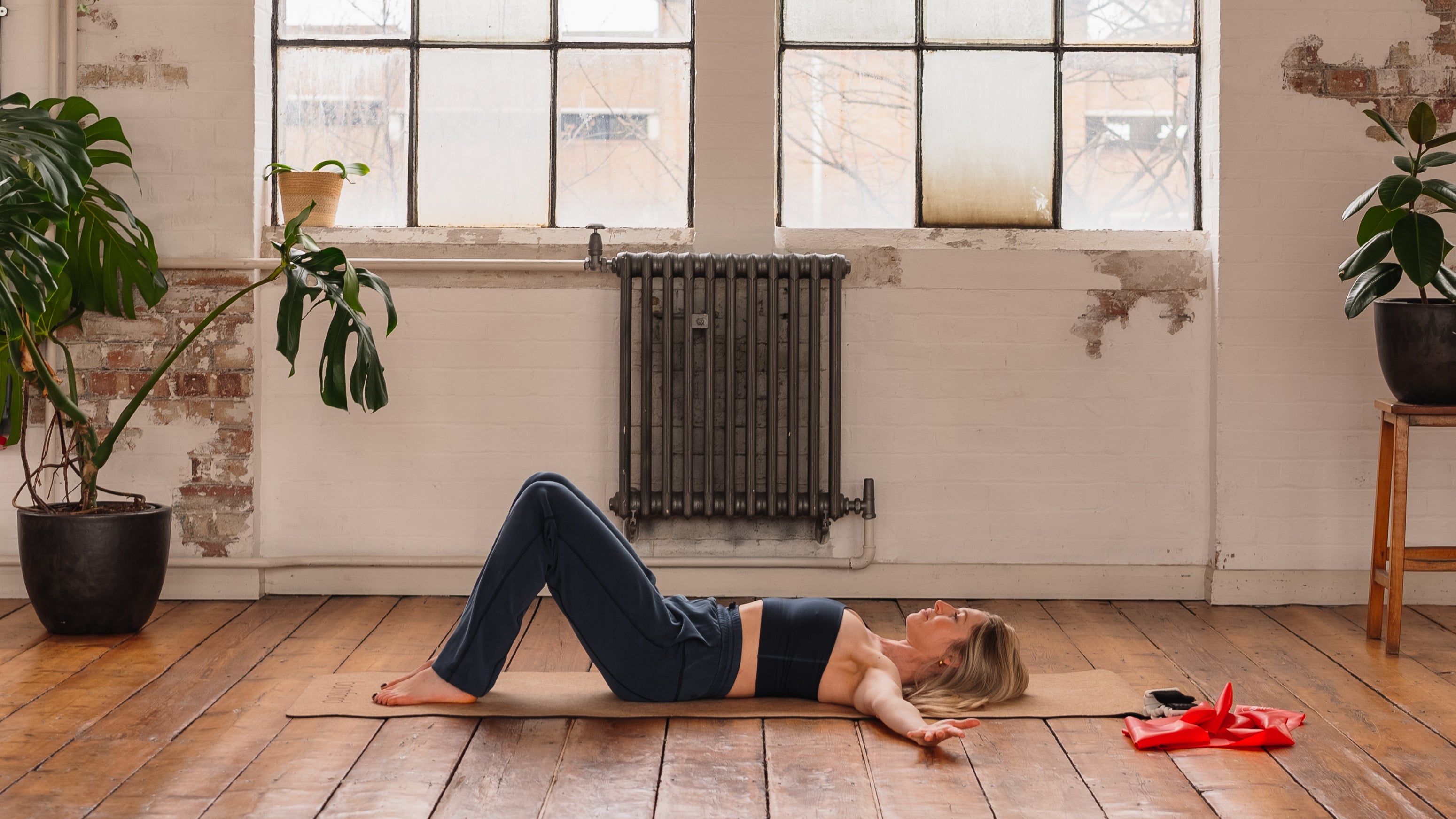 Chest Opening And Posture Focused Class | Lottie Murphy Pilates