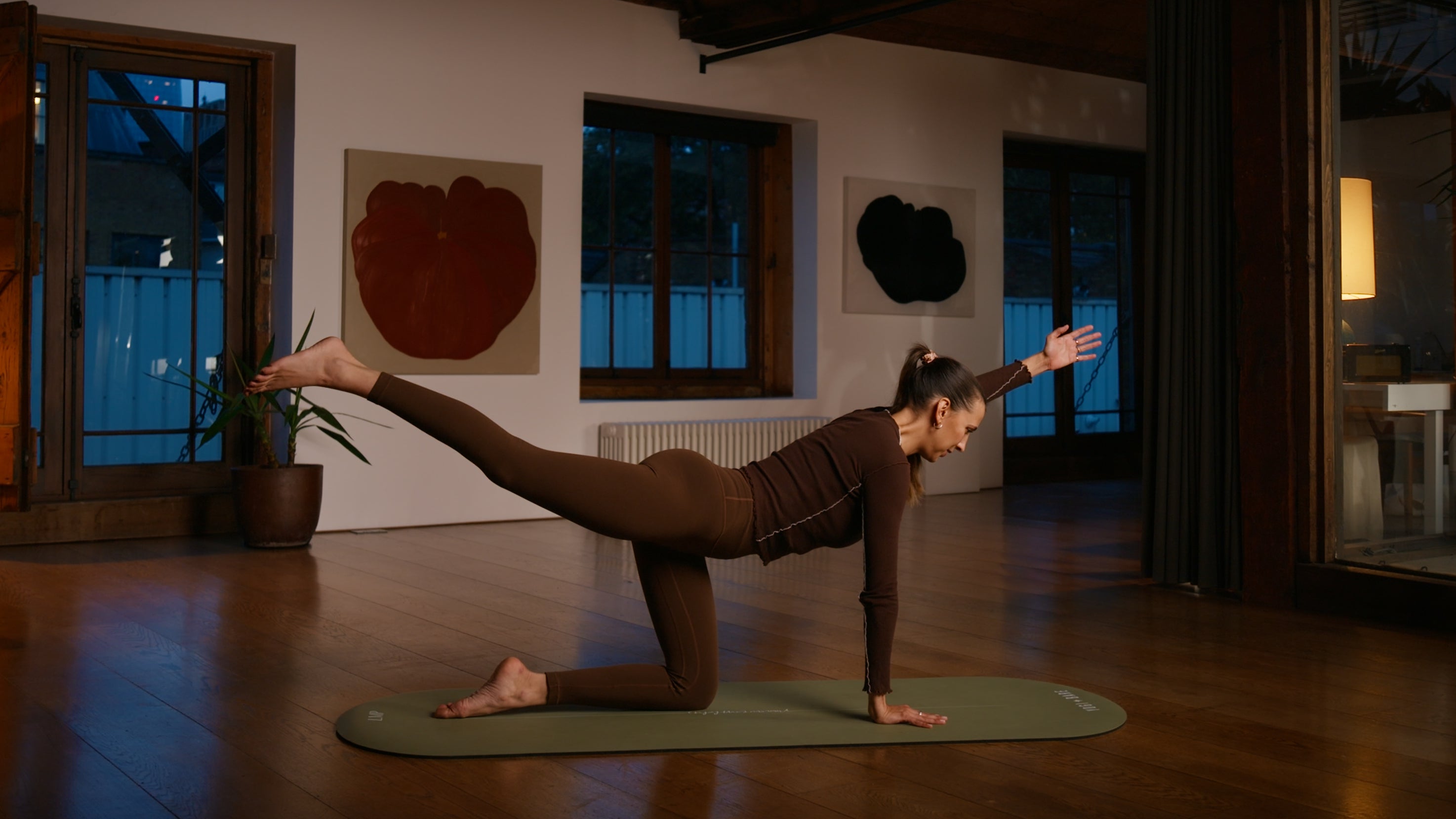 Day 5 - Revive Your Upper Body - 24 Days of Pilates 4.0 | Lottie Murphy ...