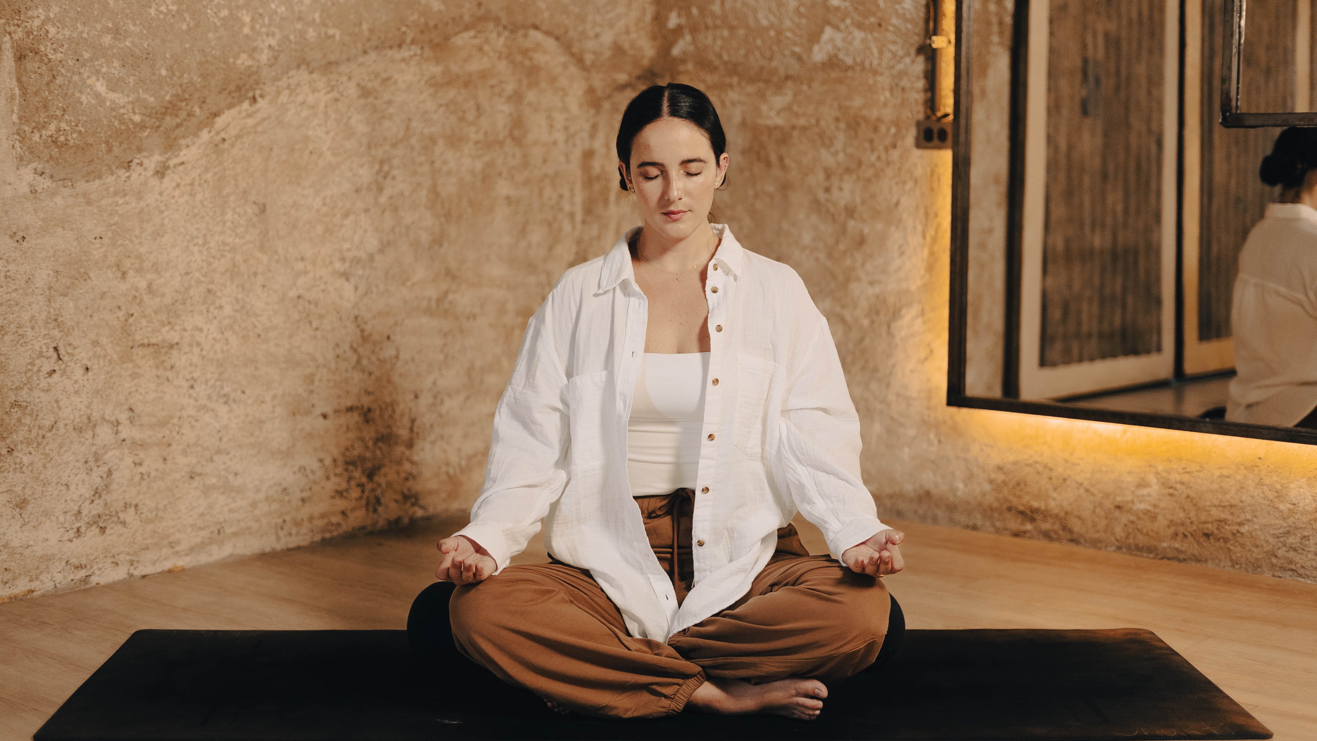 April 04 | 15-min. Body + Senses Scan Meditation | The Collective Kula