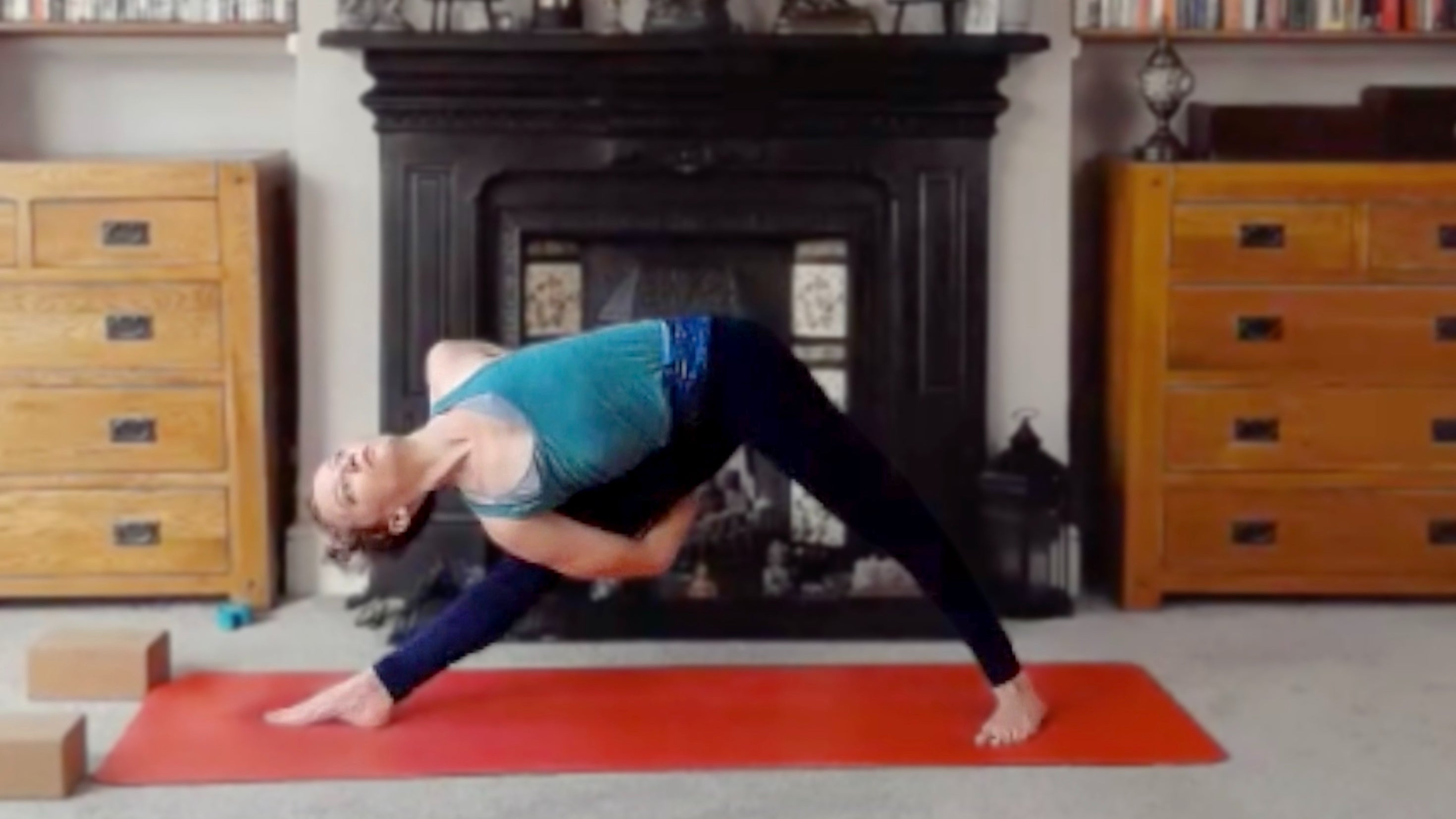 Open Class - Bound Twists and Open Hips with Emma Henry