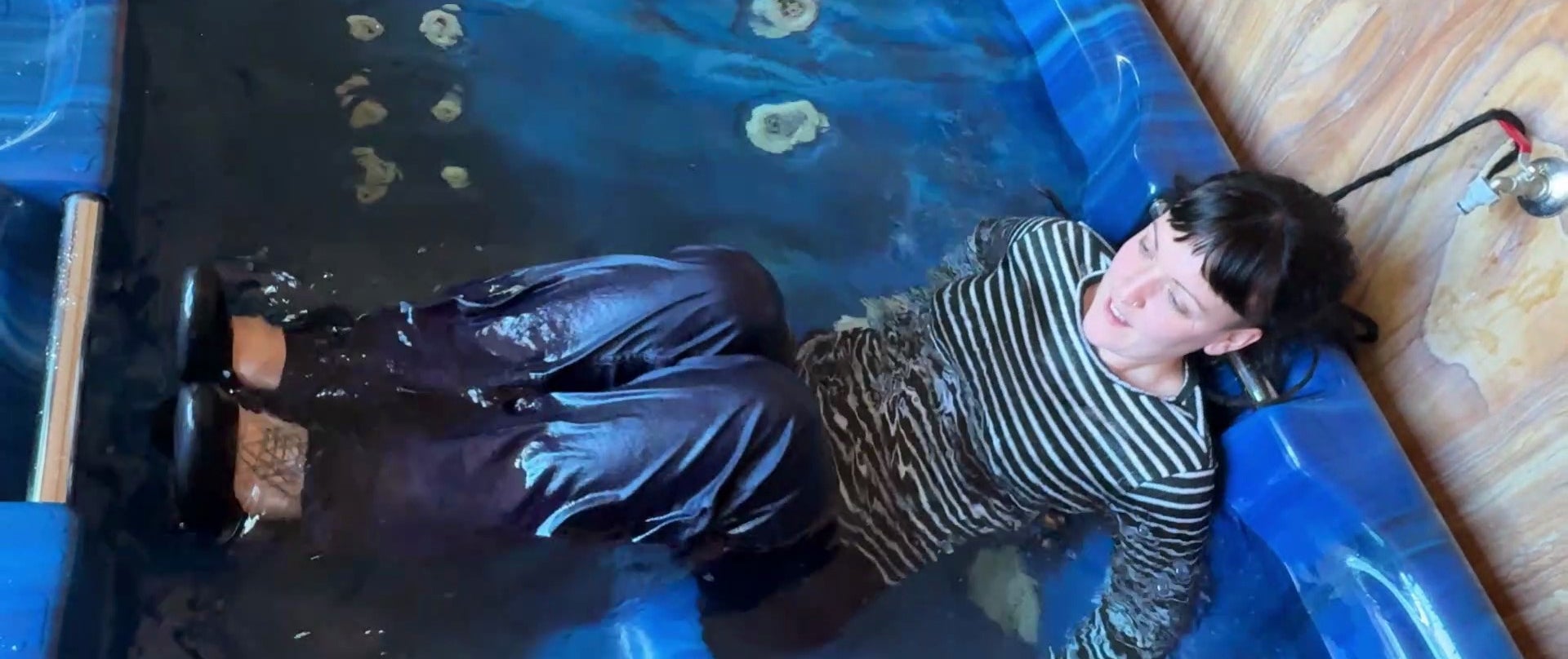 Wetlook messy mud slime pies and gunge