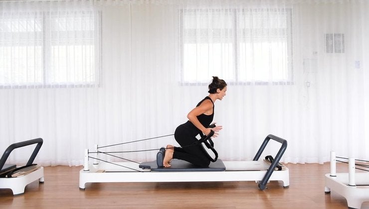 Barre Body Online | Reformer Flow with Bec (30 mins)