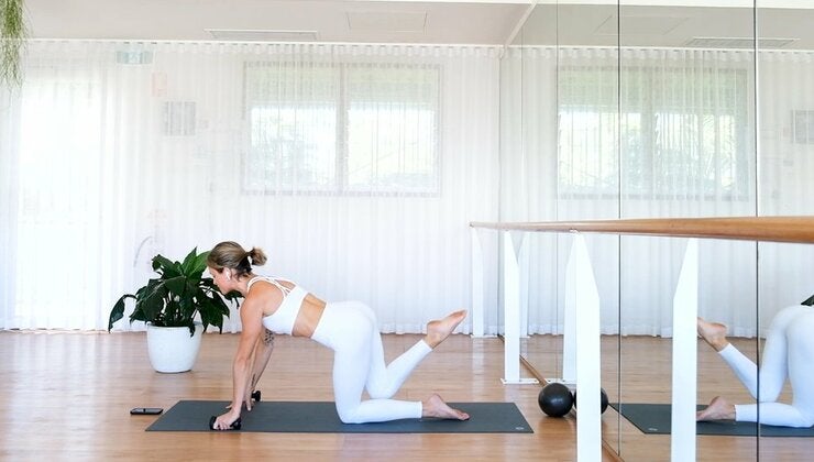 Barre Body Online | 30 minute Barre with Bec