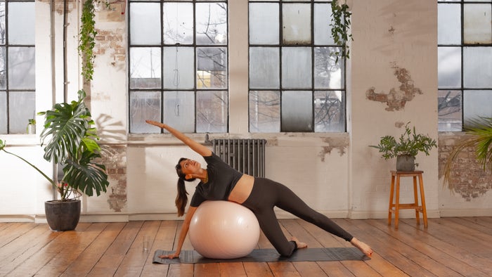 Large stability ball store