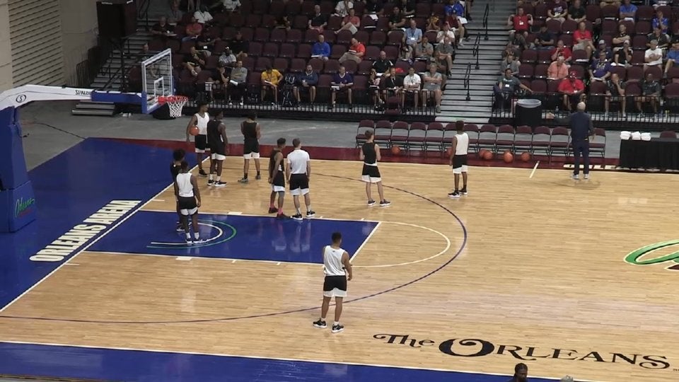 Jim Boeheim's (Updated) Guide to Running the Stifling 2-3 Zone Defense