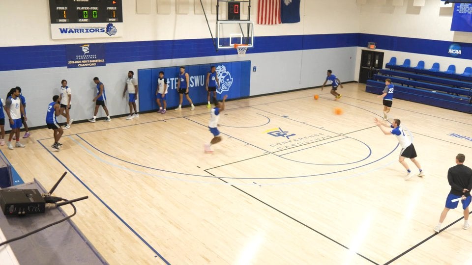European Hybrid Princeton Offense: Combining Euro Ball Screen Motion ...