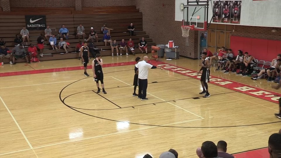 Chris Mack: Zone Offense Attack - Continuity and Set Plays
