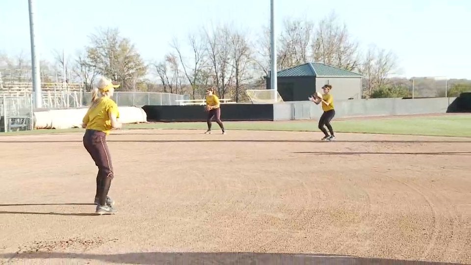 Softball Drills to Develop Complete Infielders