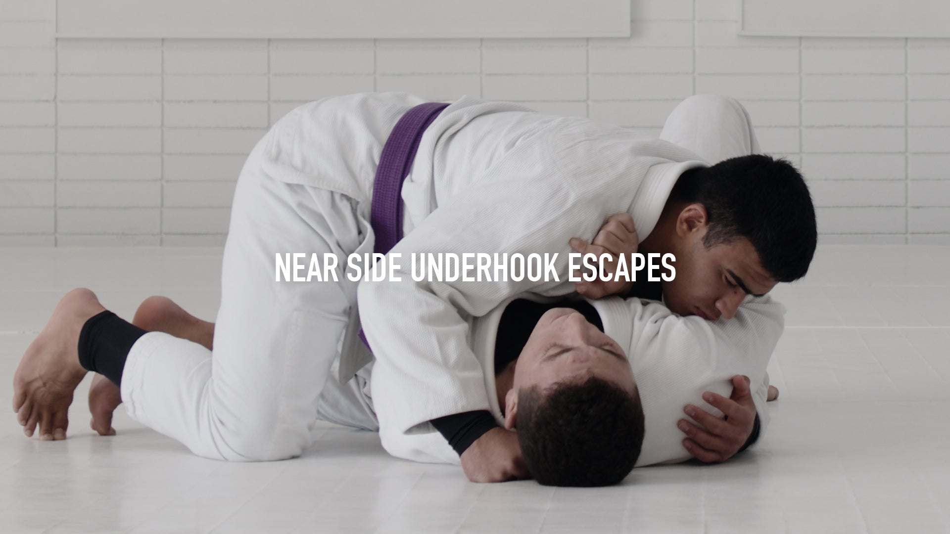 Basics: Side Control Escaping Skills | AOJ+