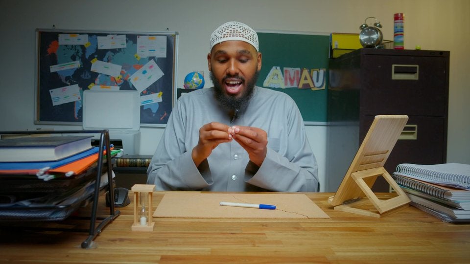 How to Build an Islamic Library | AMAU Academy