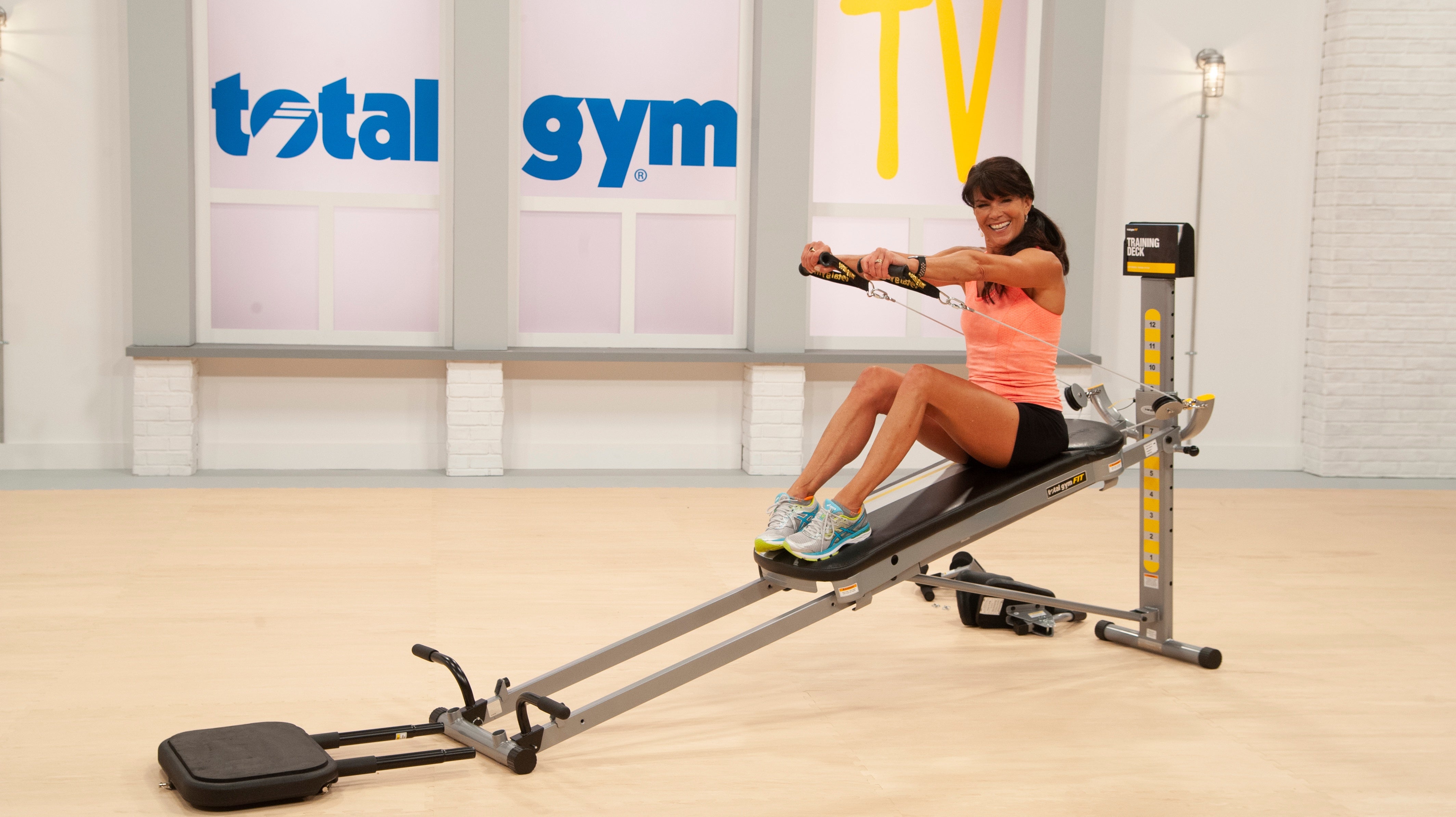 Total Gym TV | 02 - Jimmy Brown inspired workout.mp4