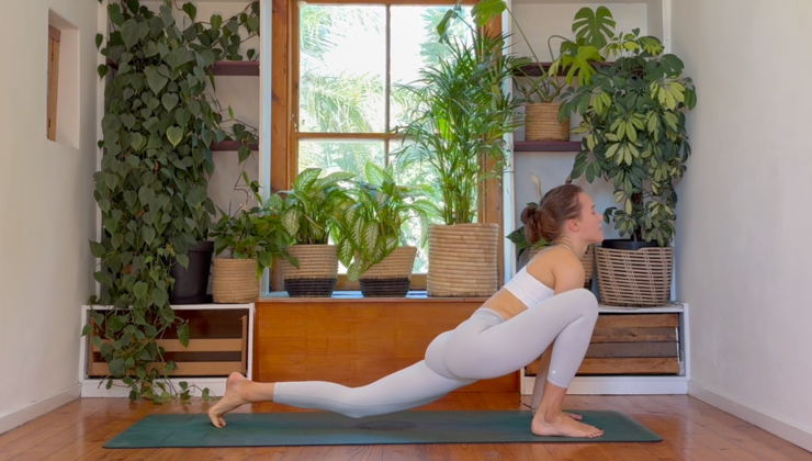 TANA STUDIO | 40 Min Playful Vinyasa