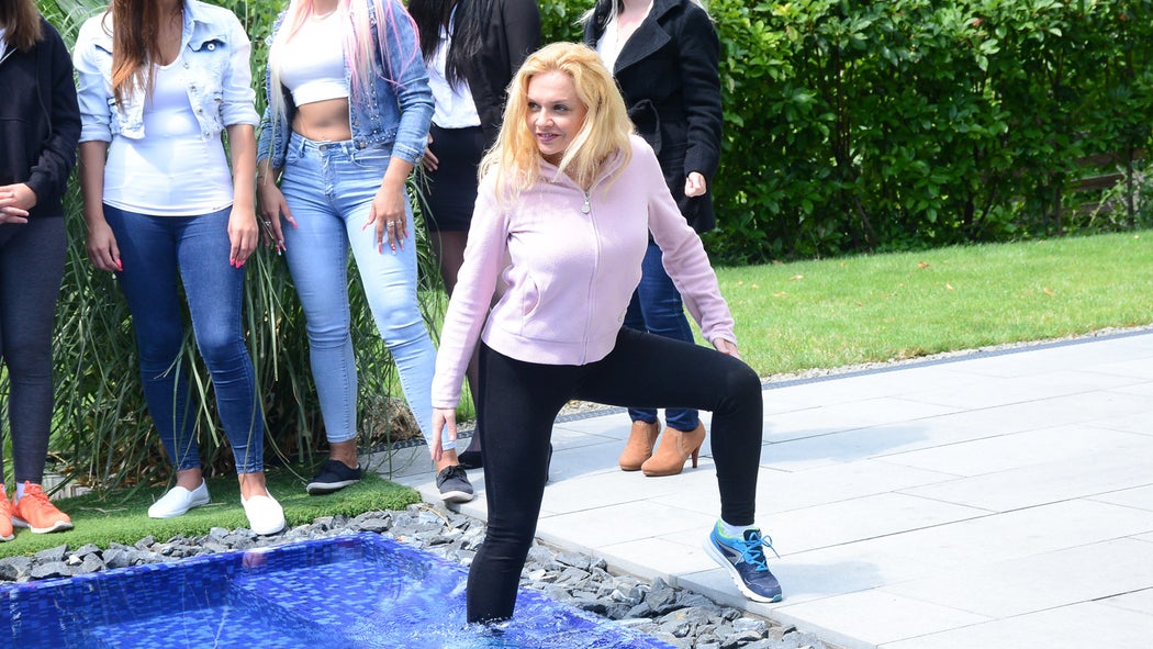 Sonja's wetlook dance - T1065c5 | WAM TV