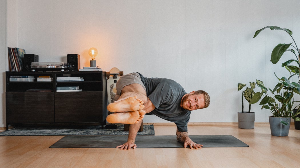 July 25 | 45-min. Funky Arm Balance flow | The Collective Kula